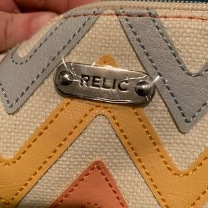 Relic | Bags | Brand New Relic Wristlet Wallet W Strap | Poshmark